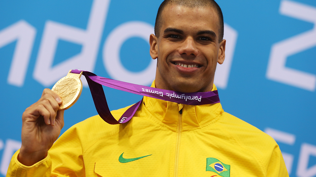 Editorial: Somos todos André Brasil! - Best Swimming