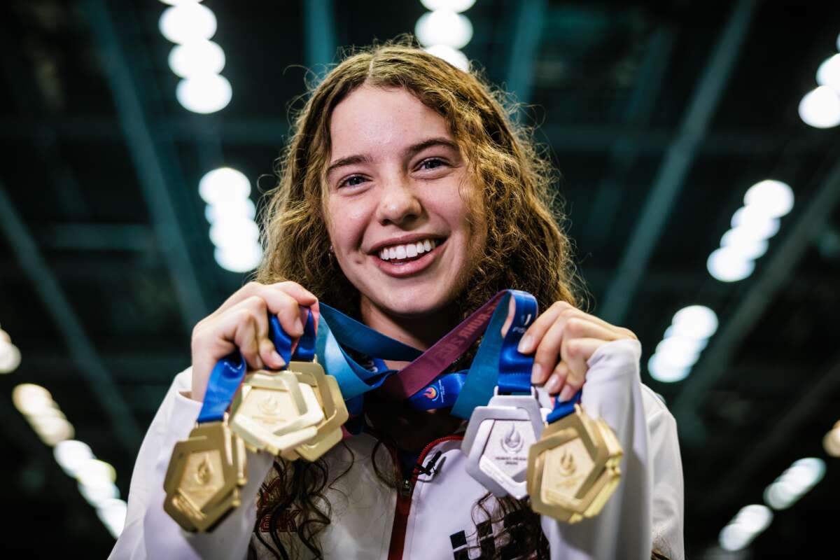 Leah Shackley, a maior medalhista da Universiades de Berlim - Best Swimming